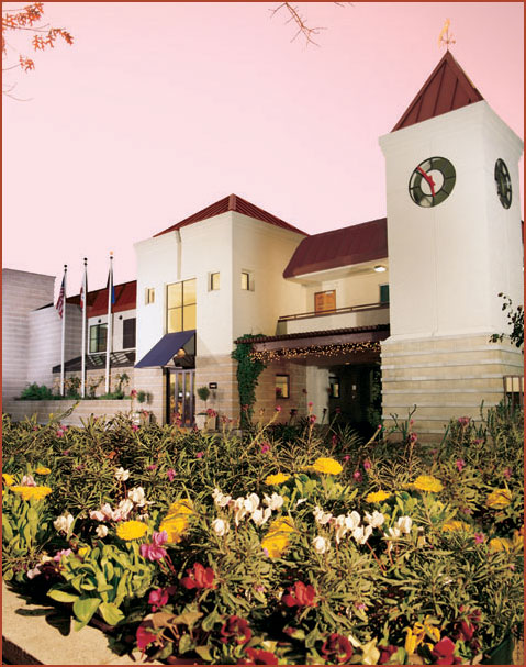 Guide to Hotel Photography, Visual Search, and SEO